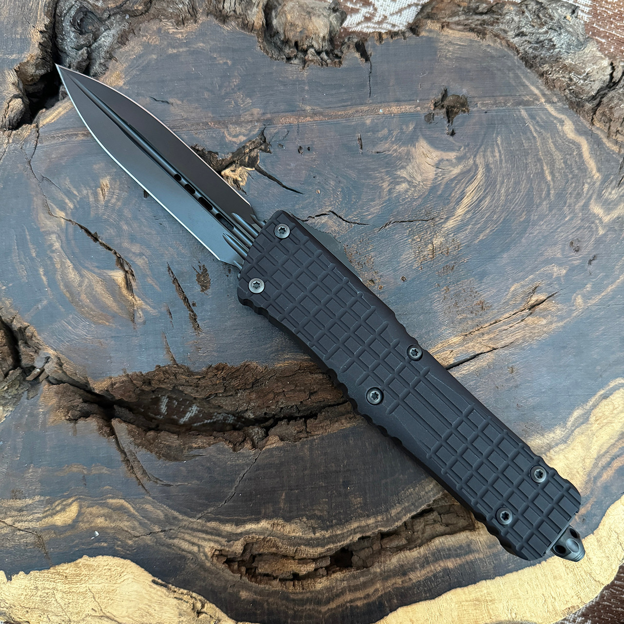Microtech Combat Troodon D/E Delta Frag Shadow Fluted DLC Standard DLC Hardware Nickel Boron ...