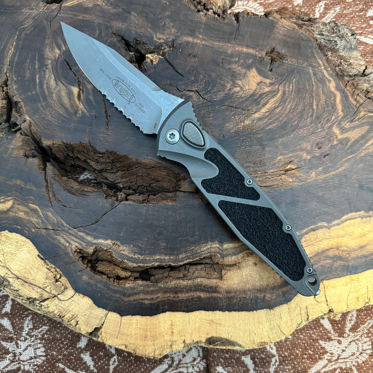 Microtech Socom Elite Auto S/E Natural Clear Apocalyptic Serrated 160A ...