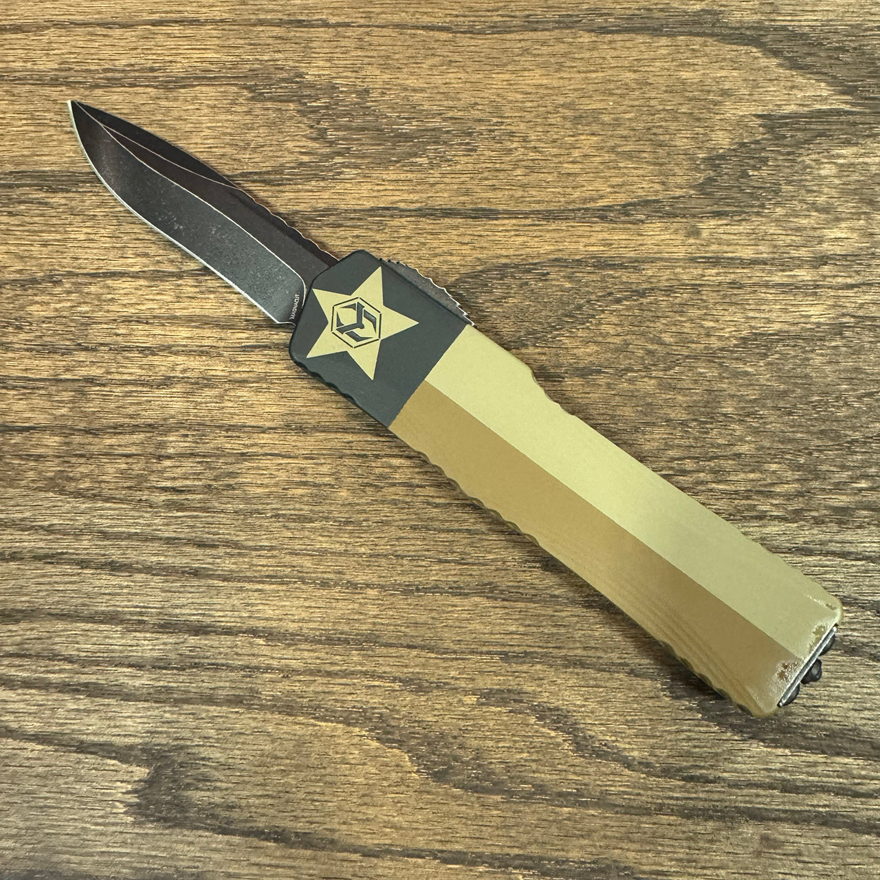 Heretic Knives Colossus Recurve Blade Show Texas 2024 Lone Star Flag ...