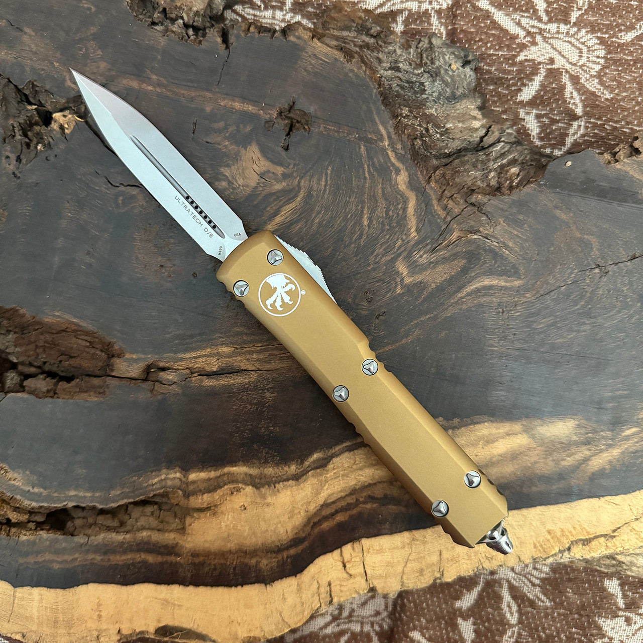 Microtech Ultratech D/E Tan Stonewash Standard 122-10TA | American Edge ...