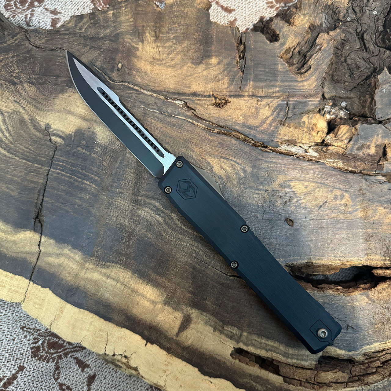 Heretic Knives Custom NYX S/E Hefted Aircraft Aluminum Two-Tone Hand Ground DLC Magnacut Blade ...