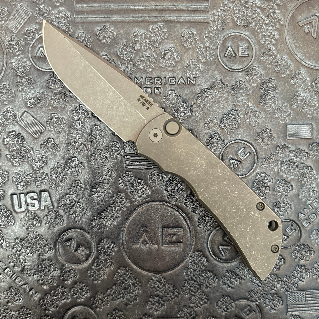 McKnees Custom Knives | American Edge Knives