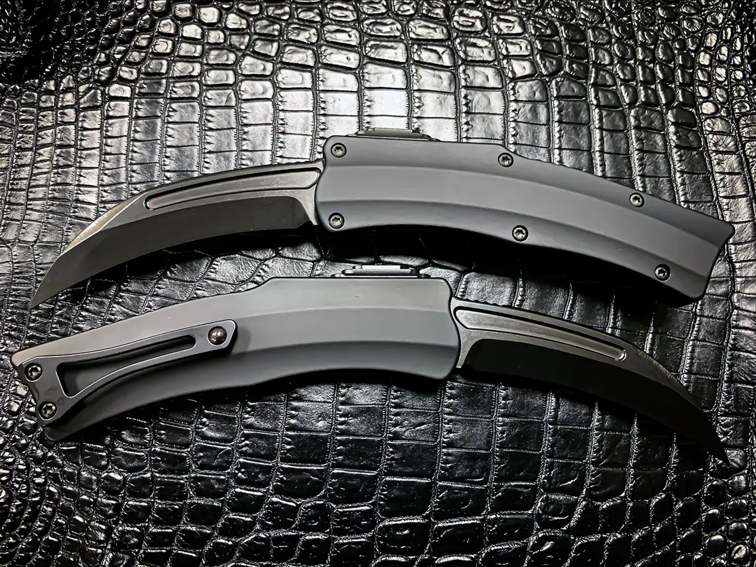 Heretic Knives Roc Curved Otf Tactical Black Handle Hand Ground Dlc