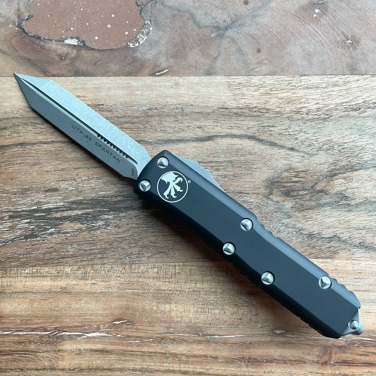 Microtech UTX-85 Spartan Stonewash Apocalyptic Standard 230-10AP ...