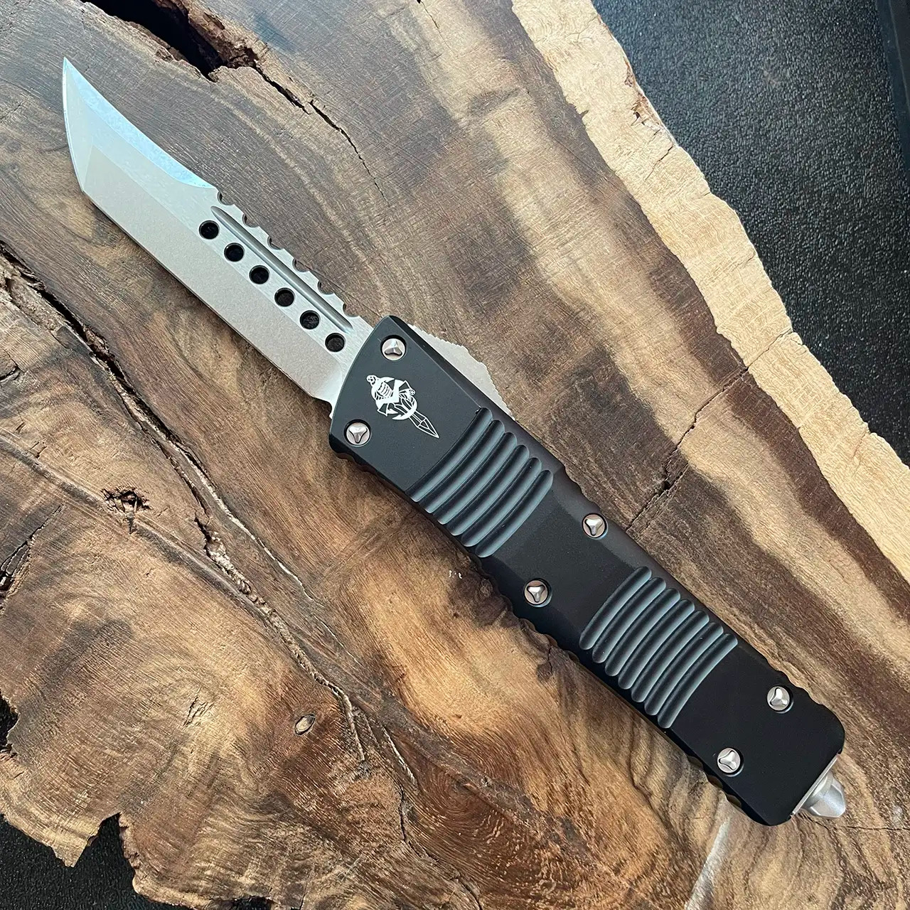 Microtech Combat Troodon Hellhound T/E Black Stonewash Standard ...