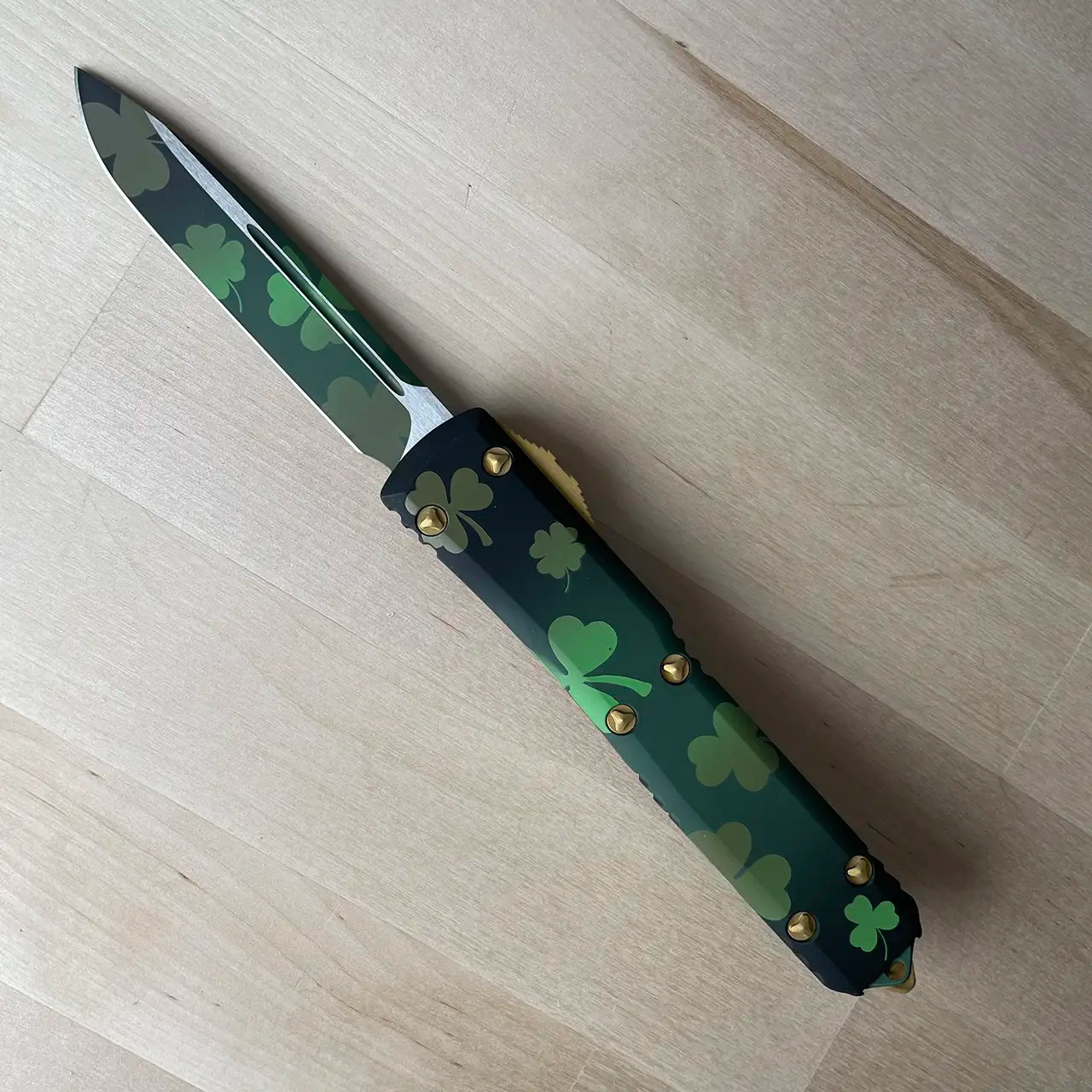 Microtech Ultratech SE SPD Green Standard Gold Hardware Signature ...