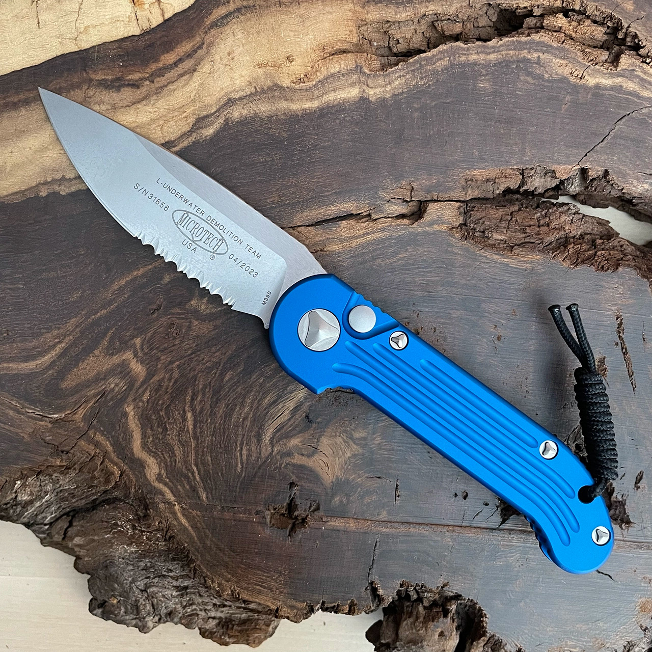 Microtech LUDT Blue Stonewash Serrated 135-11BL | American Edge Knives