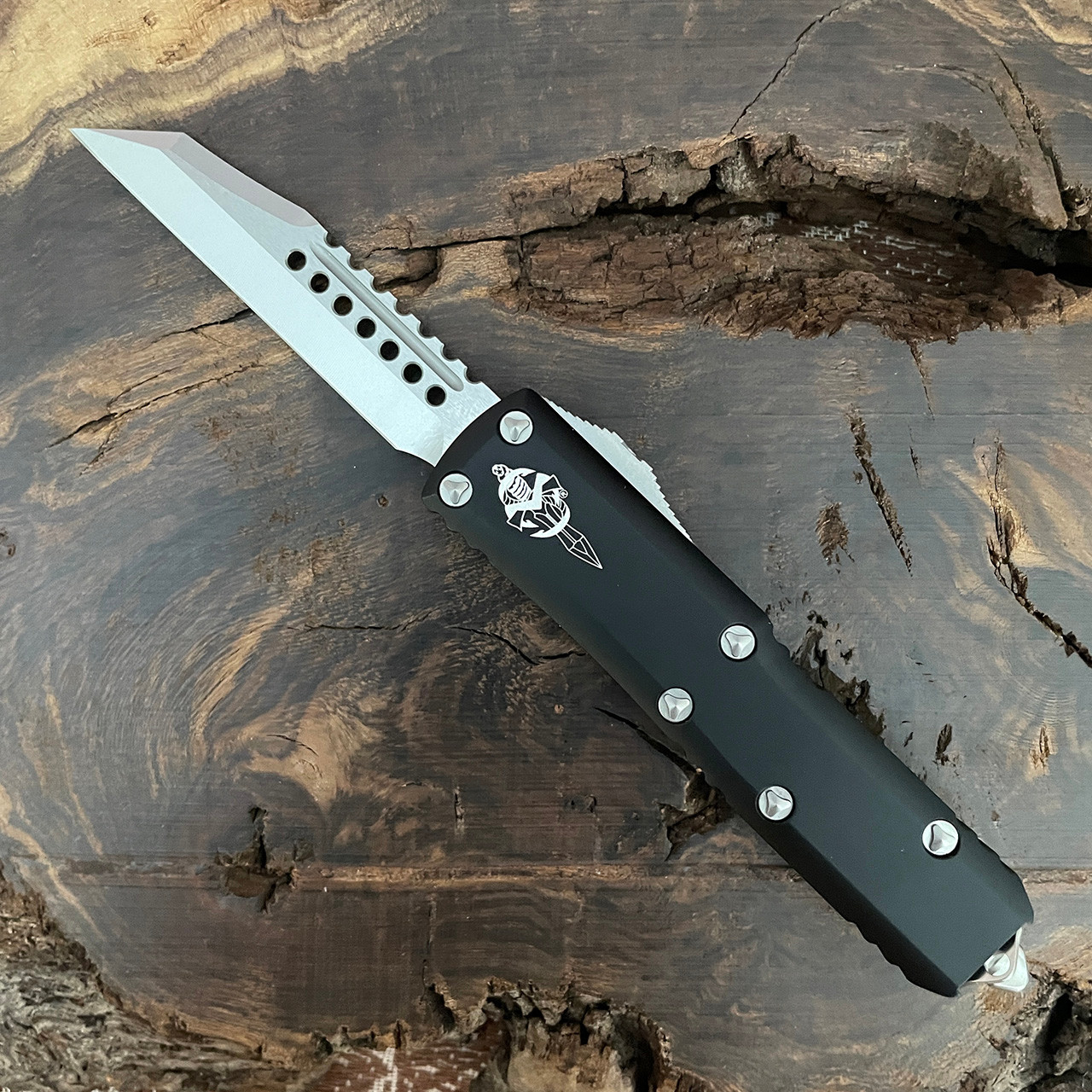 Microtech UTX-85 Warhound Black Stonewash Standard Signature Series ...