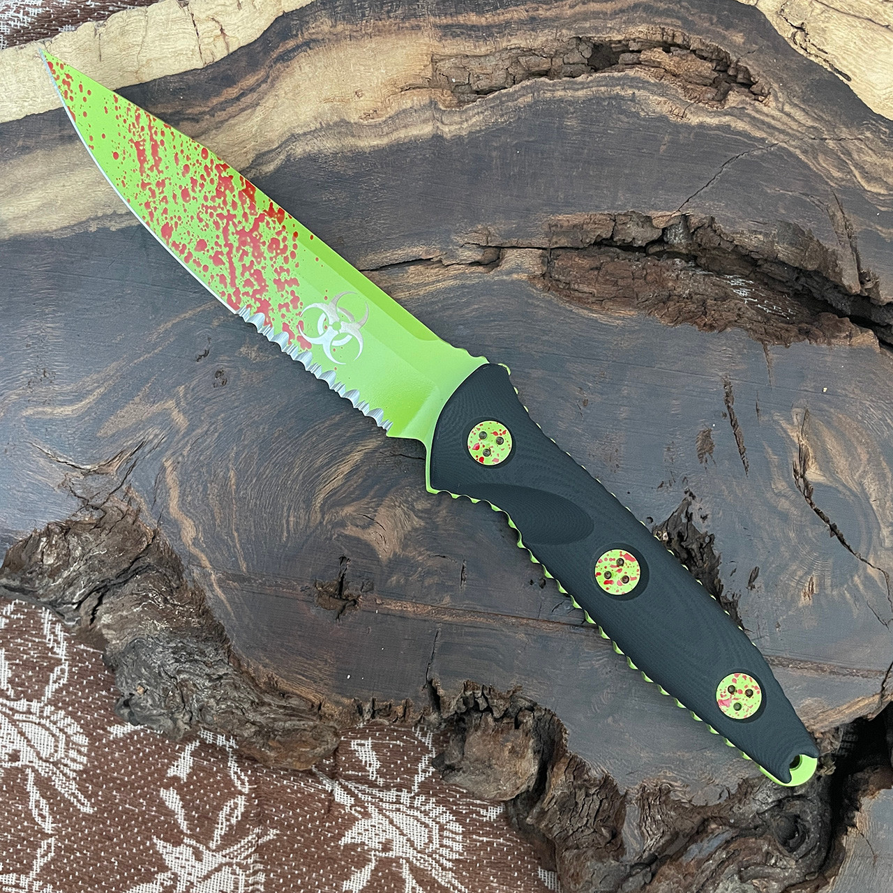 Microtech Socom Alpha S/E Zombie Serrated 113-2Z | American Edge Knives