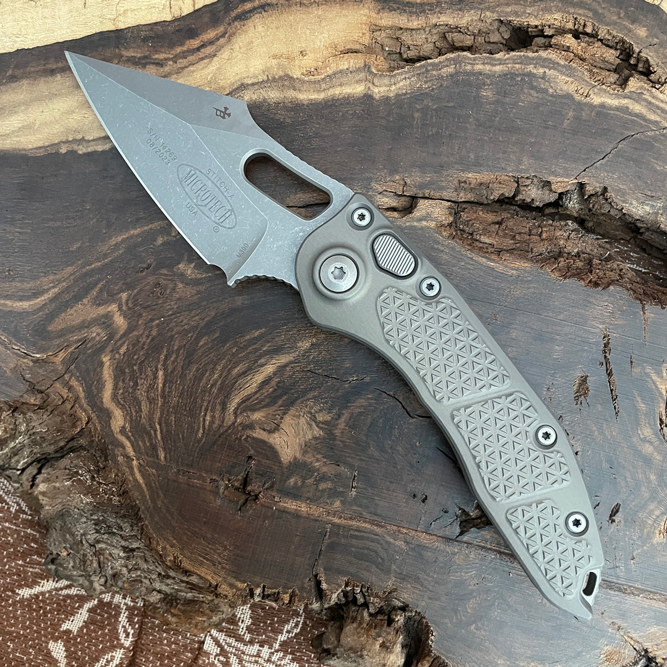 Microtech Borka Stitch Auto Se Natural Clear Apocalyptic Standard 169