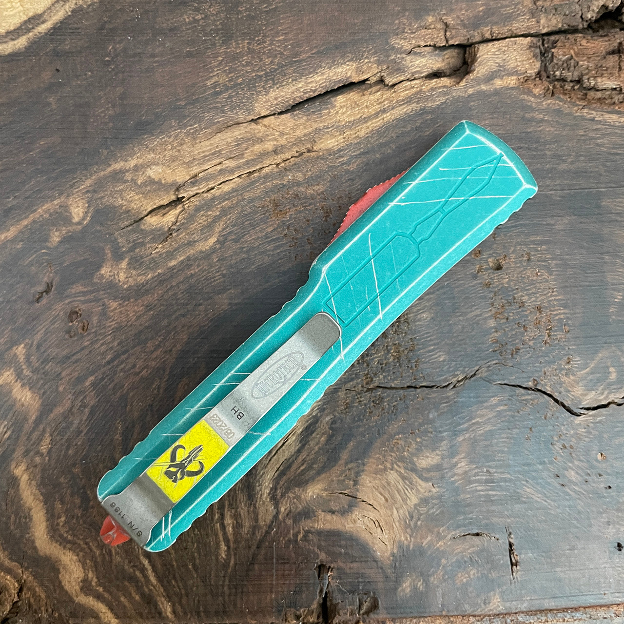 Microtech UTX-70 T/E Bounty Hunter Apocalyptic Standard Signature ...