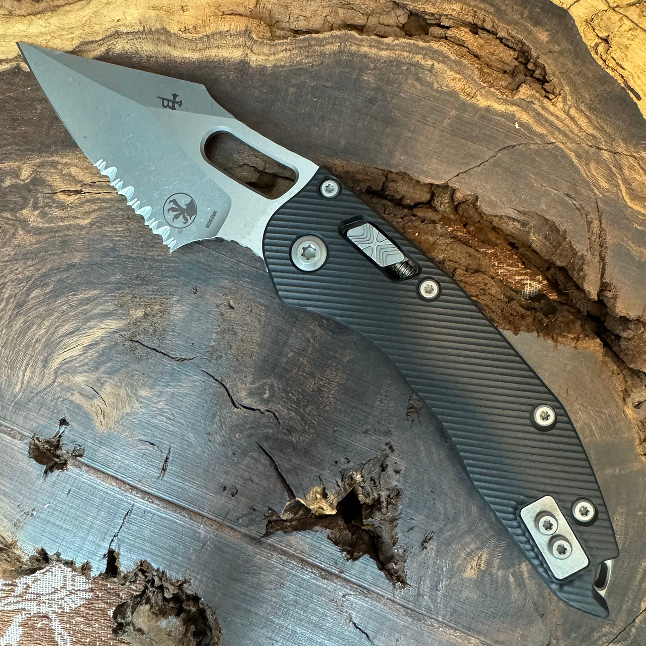 Microtech Borka Stitch RAM-LOK S/E Fluted Black Aluminum Apocalyptic ...