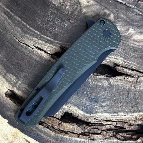Pro Tech Malibu Button Lock Flipper Reverse Tanto Dragon Scale Textured