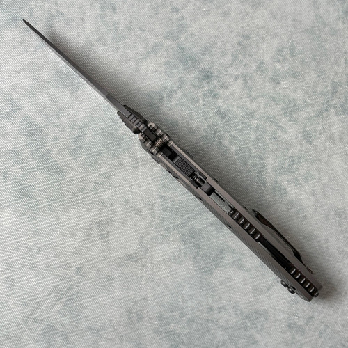 Microtech Amphibian RAM-LOK S/E Fluted Natural Clear DLC Standard DLC ...