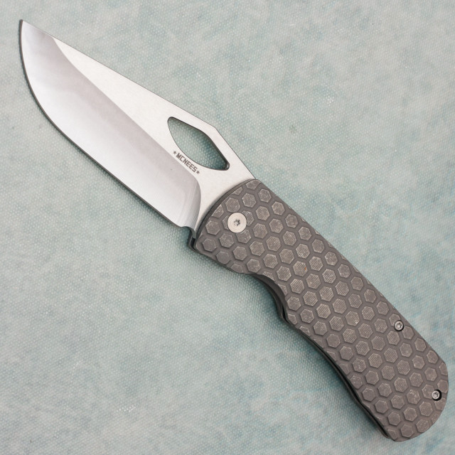 McKnees Custom Knives | American Edge Knives