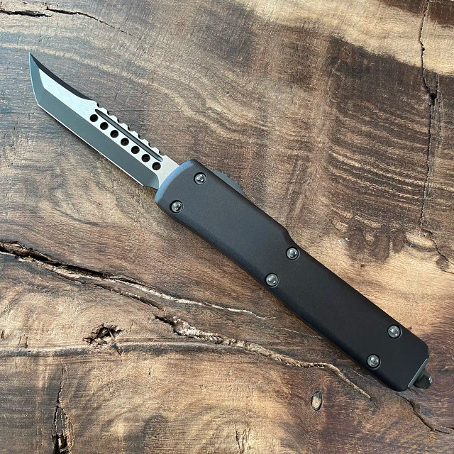 Microtech UTX-70 Hellhound Shadow Two Tone DLC Standard Signature ...
