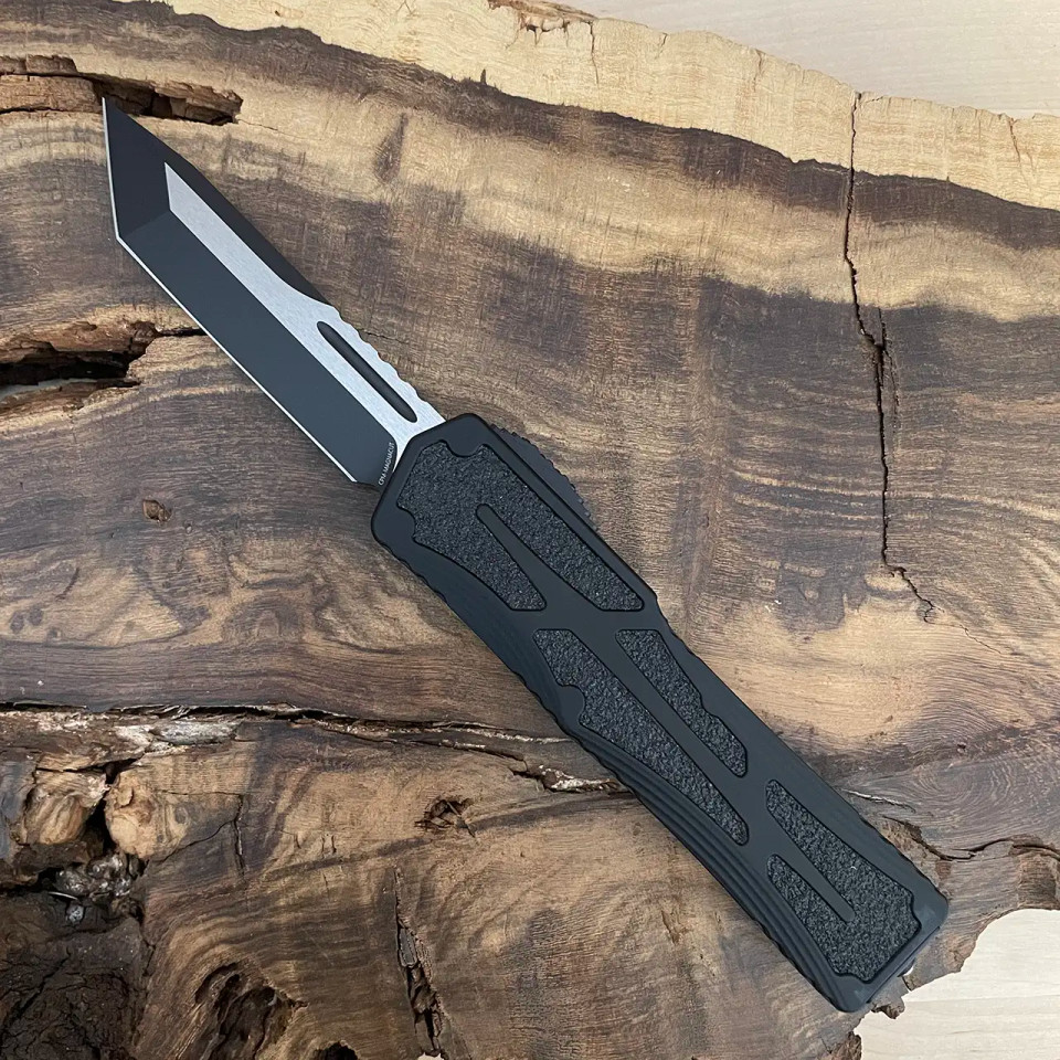 Heretic Knives Manticore E Recurve Black Tactical Handle Two Tone Black
