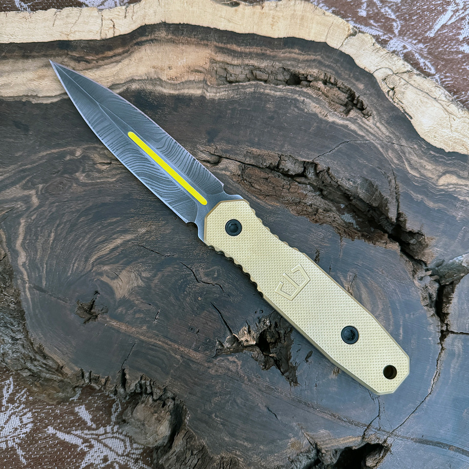 Blackside Customs Americana Fixed Blade Beskar Finished Copper Handle ...