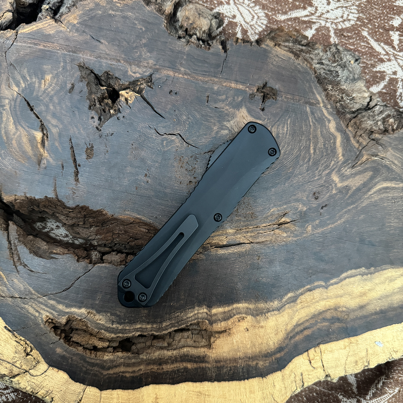 Heretic Knives Manticore E D/E Black Tactical Handle Two-Tone Black Blade H028-10A-T | American ...