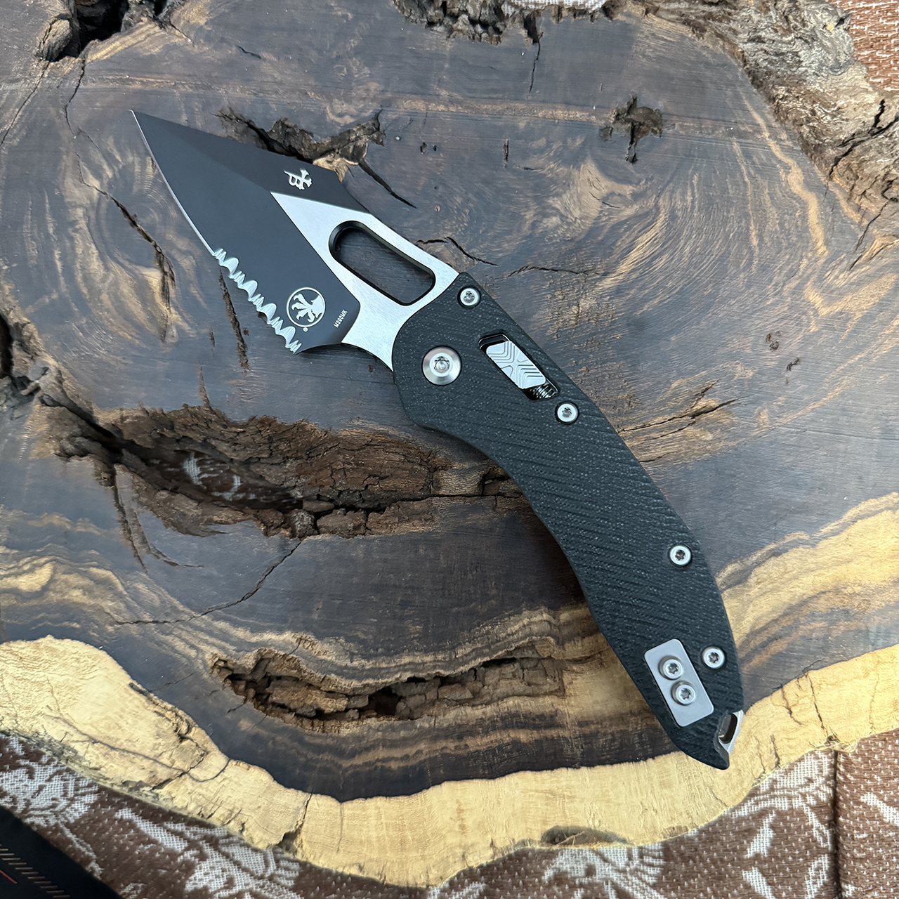 Microtech Borka Stitch RAM-LOK S/E Fluted Black G-10 Black Serrated ...