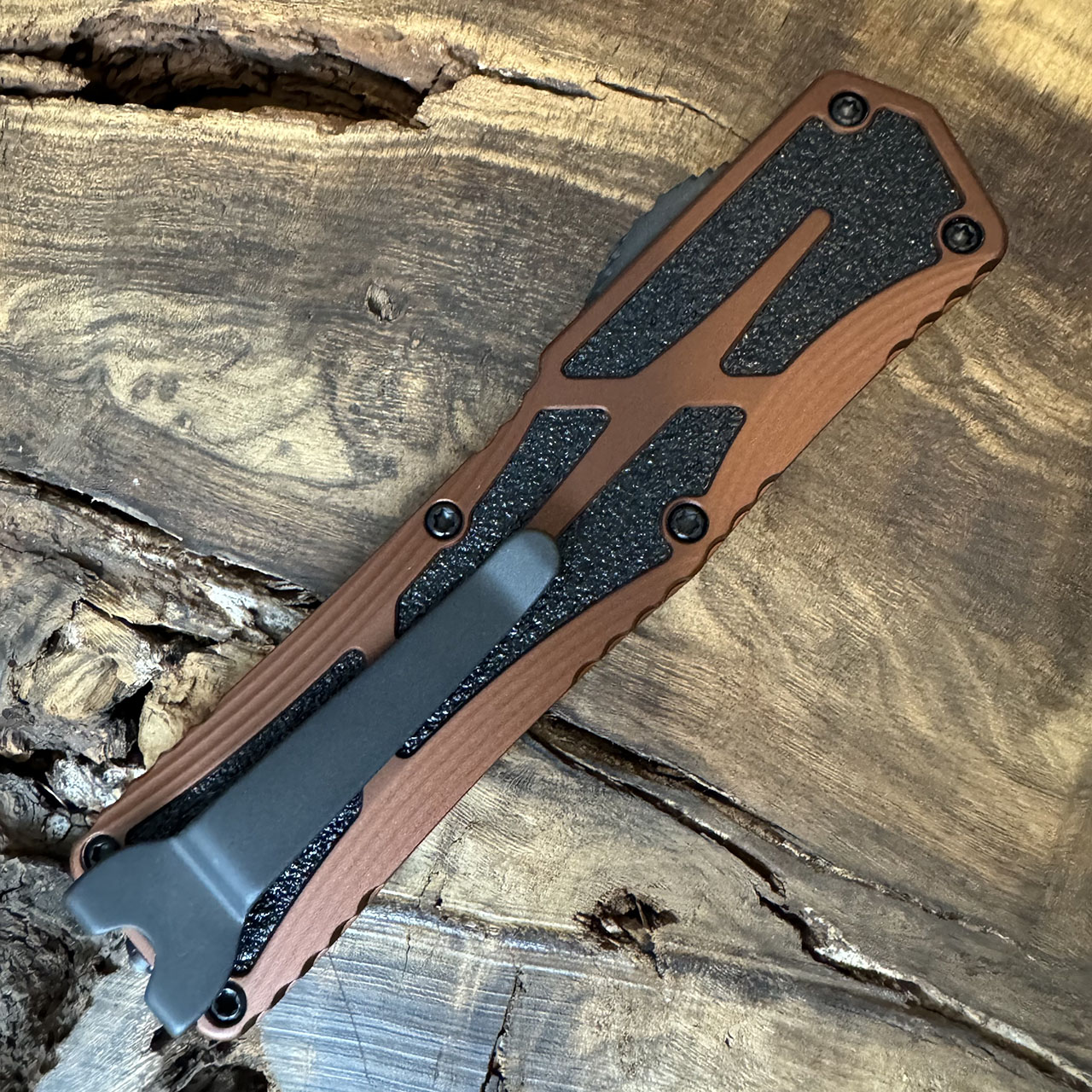 Heretic Knives Colossus D/E Rootbeer DLC H041-6A-RB | American Edge Knives
