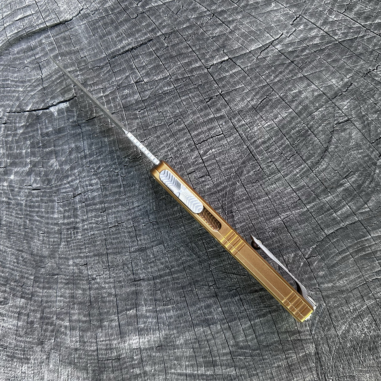 Microtech Hera II Mini Bayonet Tan Apocalyptic Standard 1701M-10APTA ...