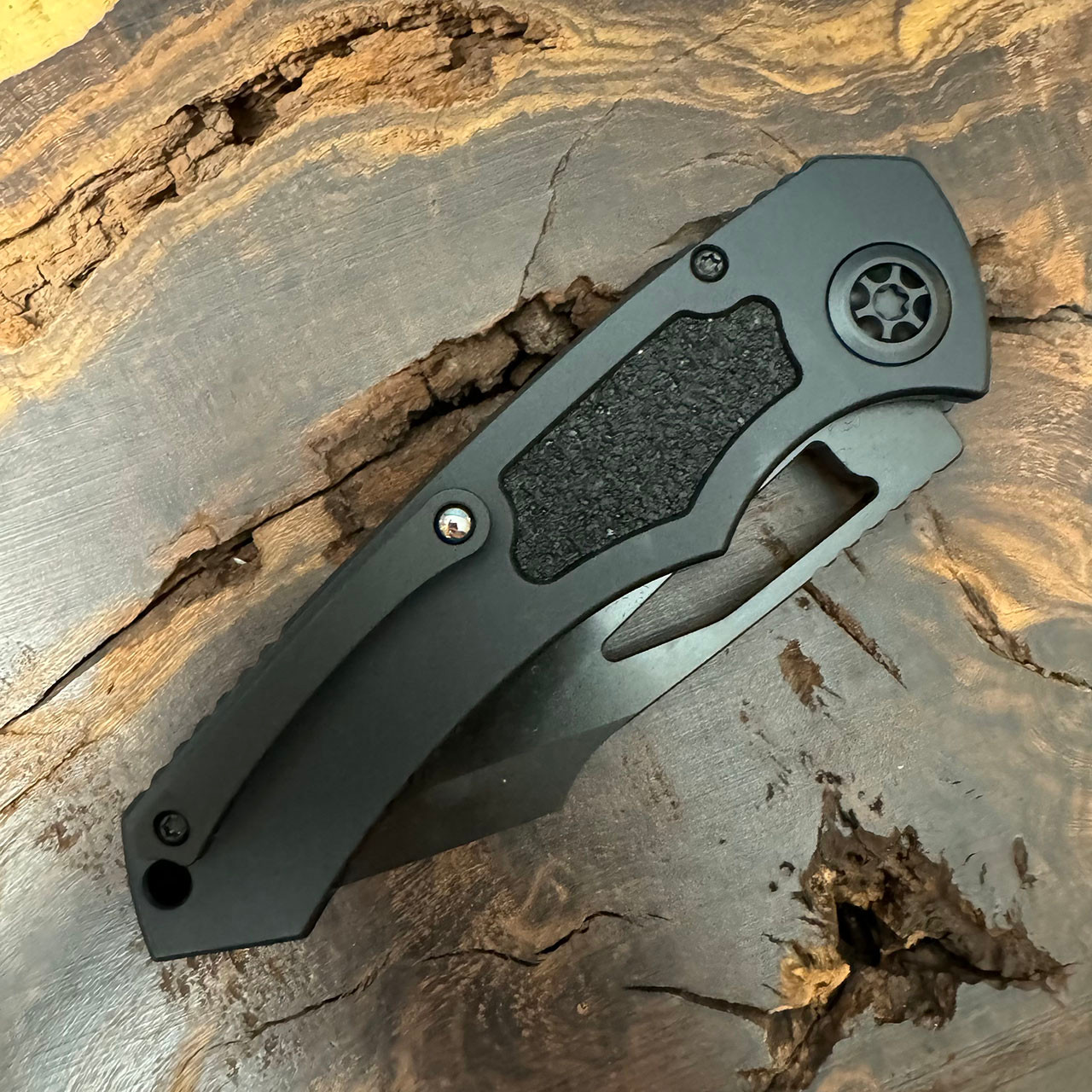 Heretic Knives Pariah Manual Button Lock S/E Tactical Standard DLC ...