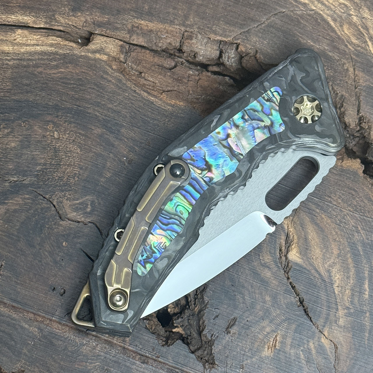 Heretic Knives Custom Medusa Auto Tanto Carbon Fiber Handle w/ Abalone ...