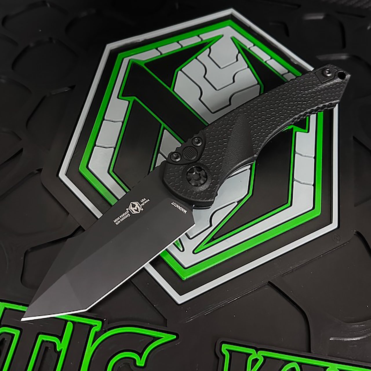 Heretic Knives Mini Pariah Auto Tanto Black Tactical Standard H055-4A-T | American Edge Knives