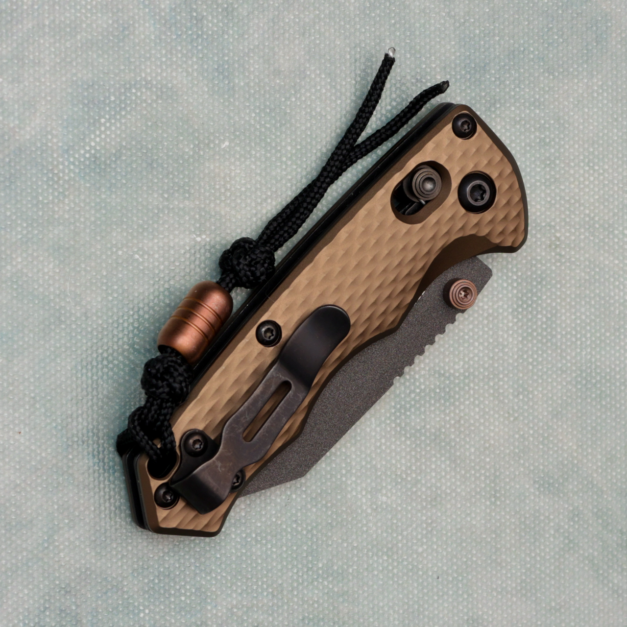 Benchmade Full Immunity Axis Lock Flat Dark Earth Aluminum Handle ...