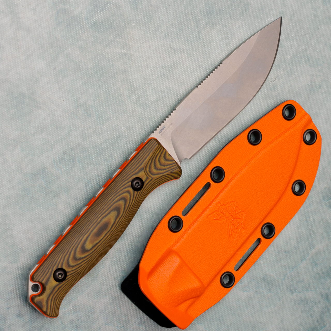 Benchmade Saddle Mountain Skinner Richlite w/ Orange G-10 Handle ...