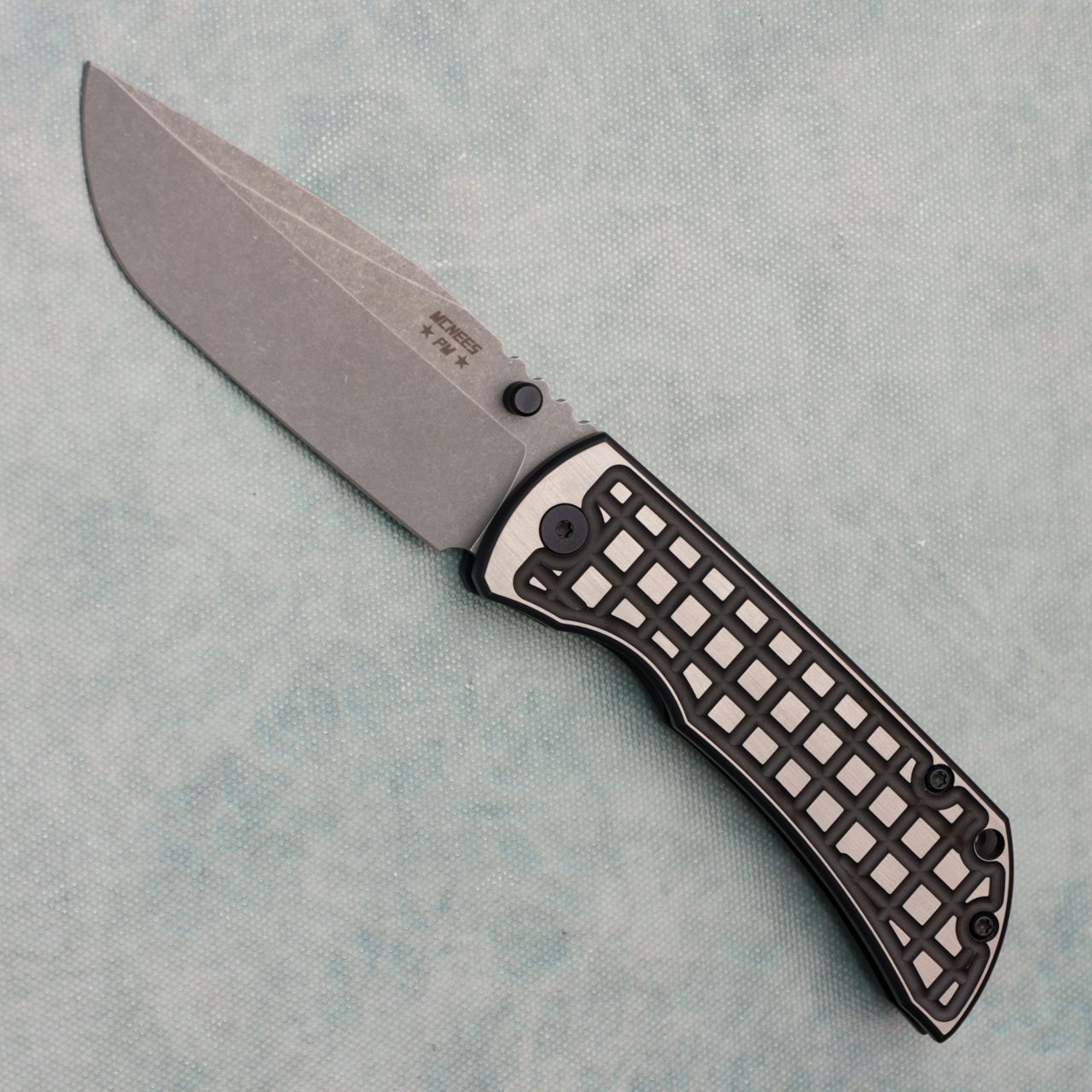 McNees Knives PM MAC 2 3.5 Gen 2 Blackout Frag Two-Tone Titanium Handle ...