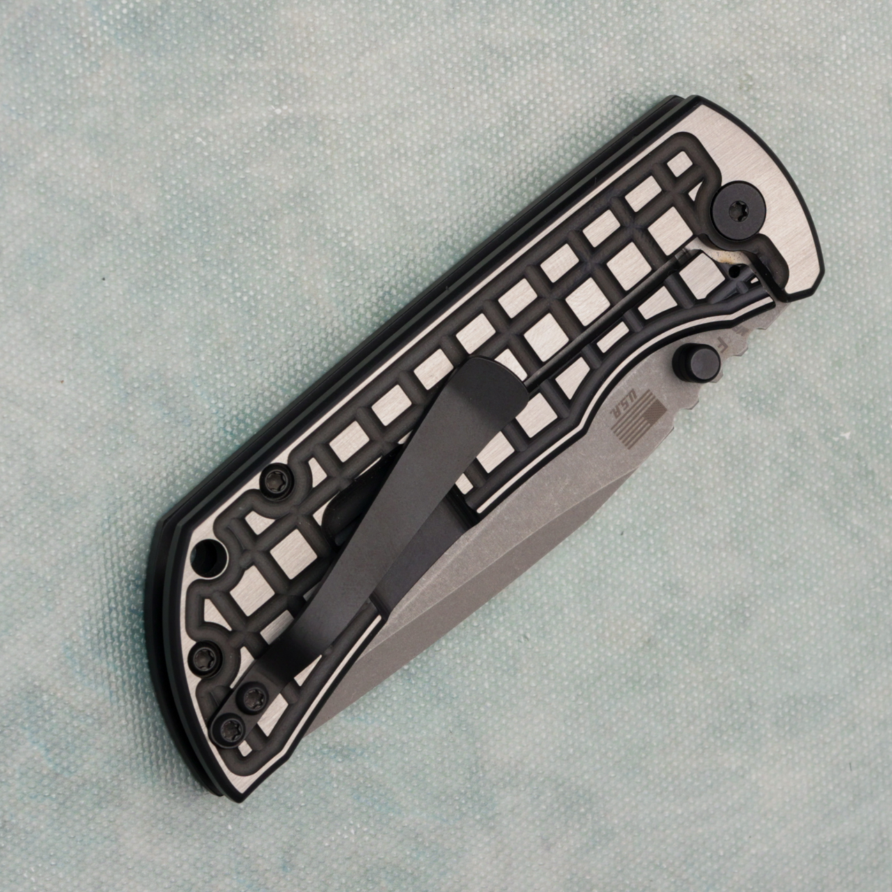 McNees Knives PM MAC 2 3.5 Gen 2 Blackout Frag Two-Tone Titanium Handle ...