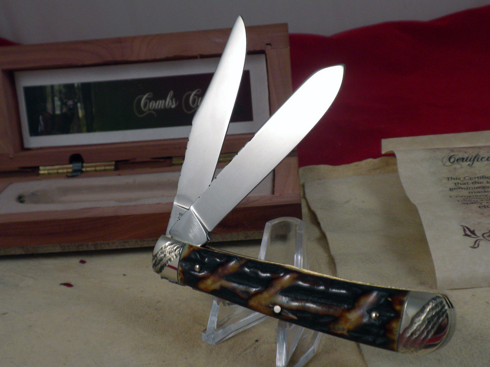 Hen & Rooster Bertram Cutlery Combs Customs Trapper Zebra Stag 312-DSCC ...
