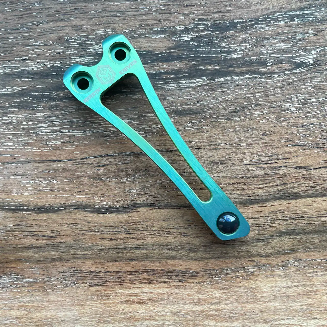 Heretic Knives Manticore Series Milled Titanium Rollerball Pocket Clip ...