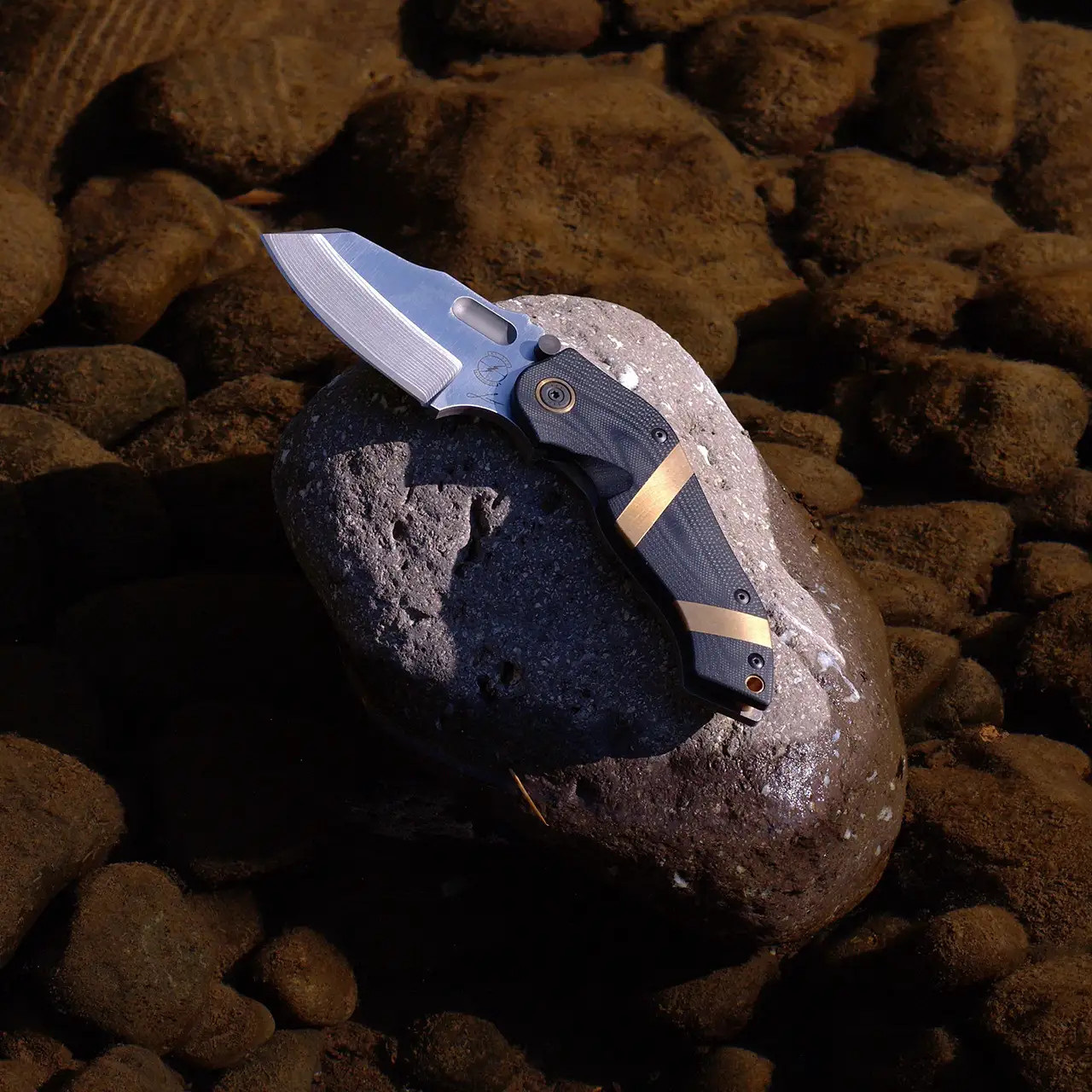 Sniper Bladeworks DMF Frame Lock 2020 Reload Edition Black G-10 Handle Damascus Blade | American ...