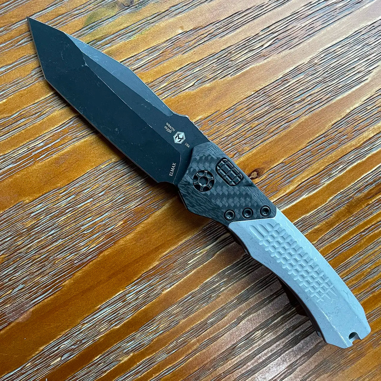 Heretic Knives Wraith Auto Tanto Blizzardworn Handle Battleworn Black ...