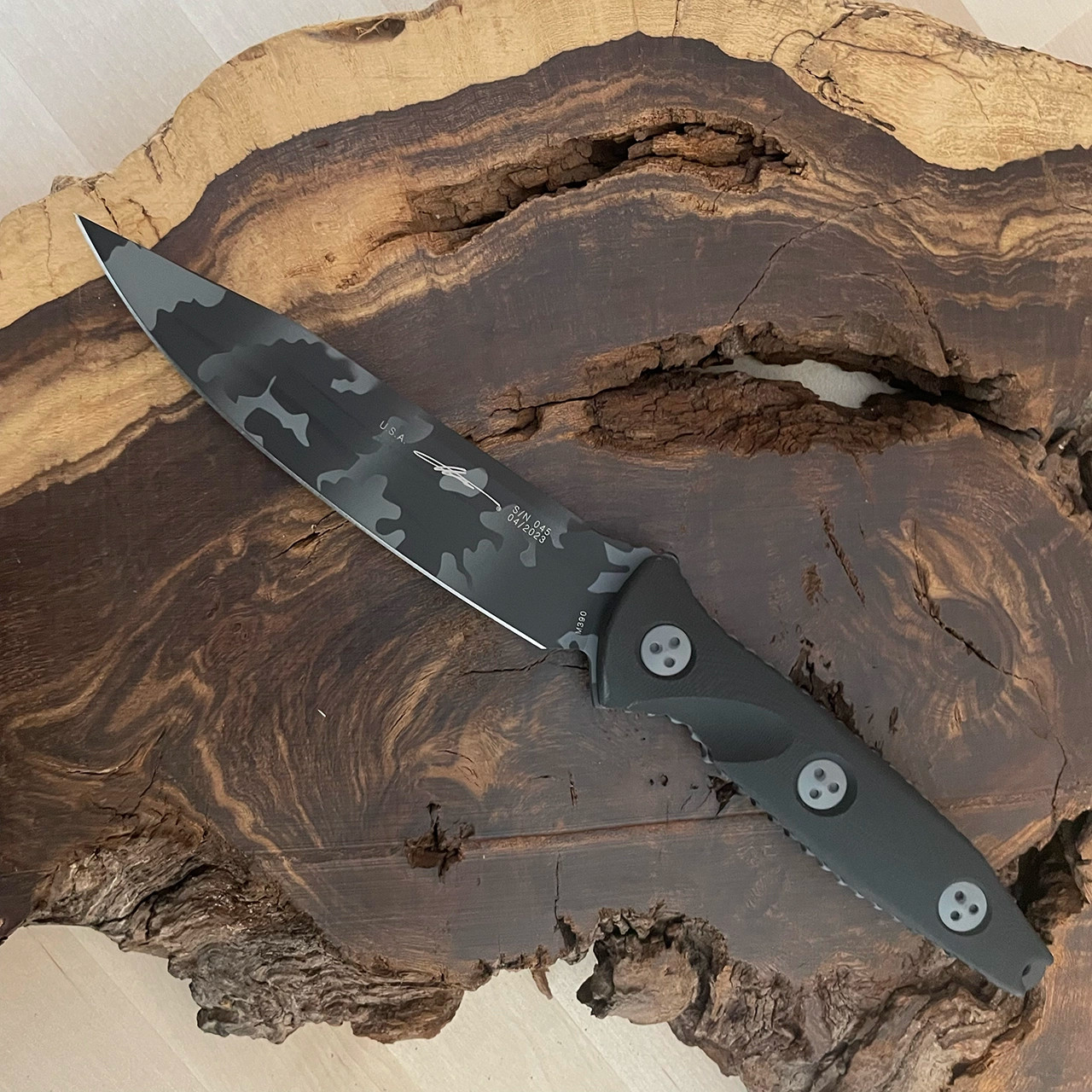 Microtech Socom Alpha S/E Urban Camo Standard 113-1UCS | American Edge ...