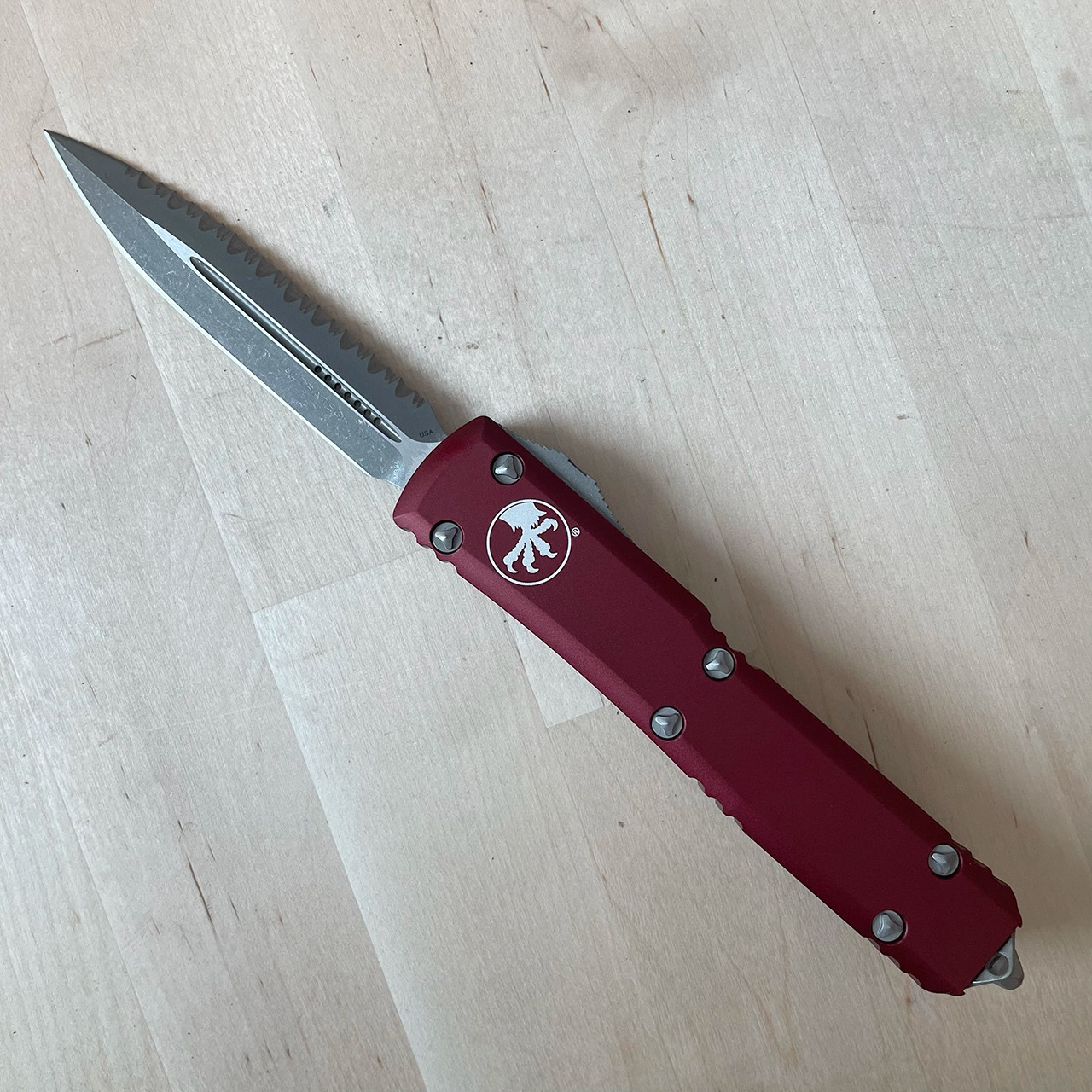 Microtech Ultratech D/E Merlot Apocalyptic Full Serrated 122-12APMR ...