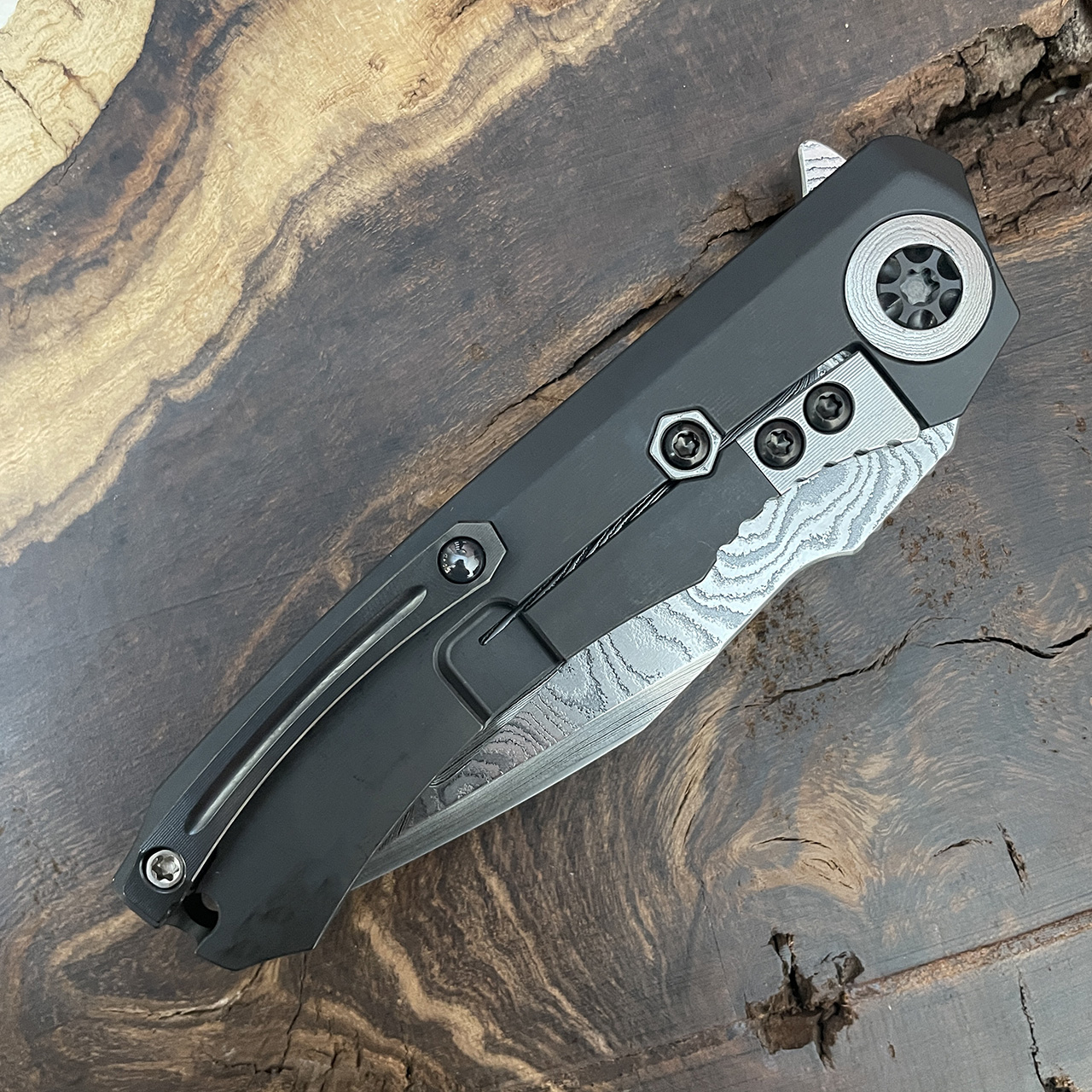 Heretic Knives Custom Wraith Manual T/E DLC Titanium Handle w/ Vegas ...
