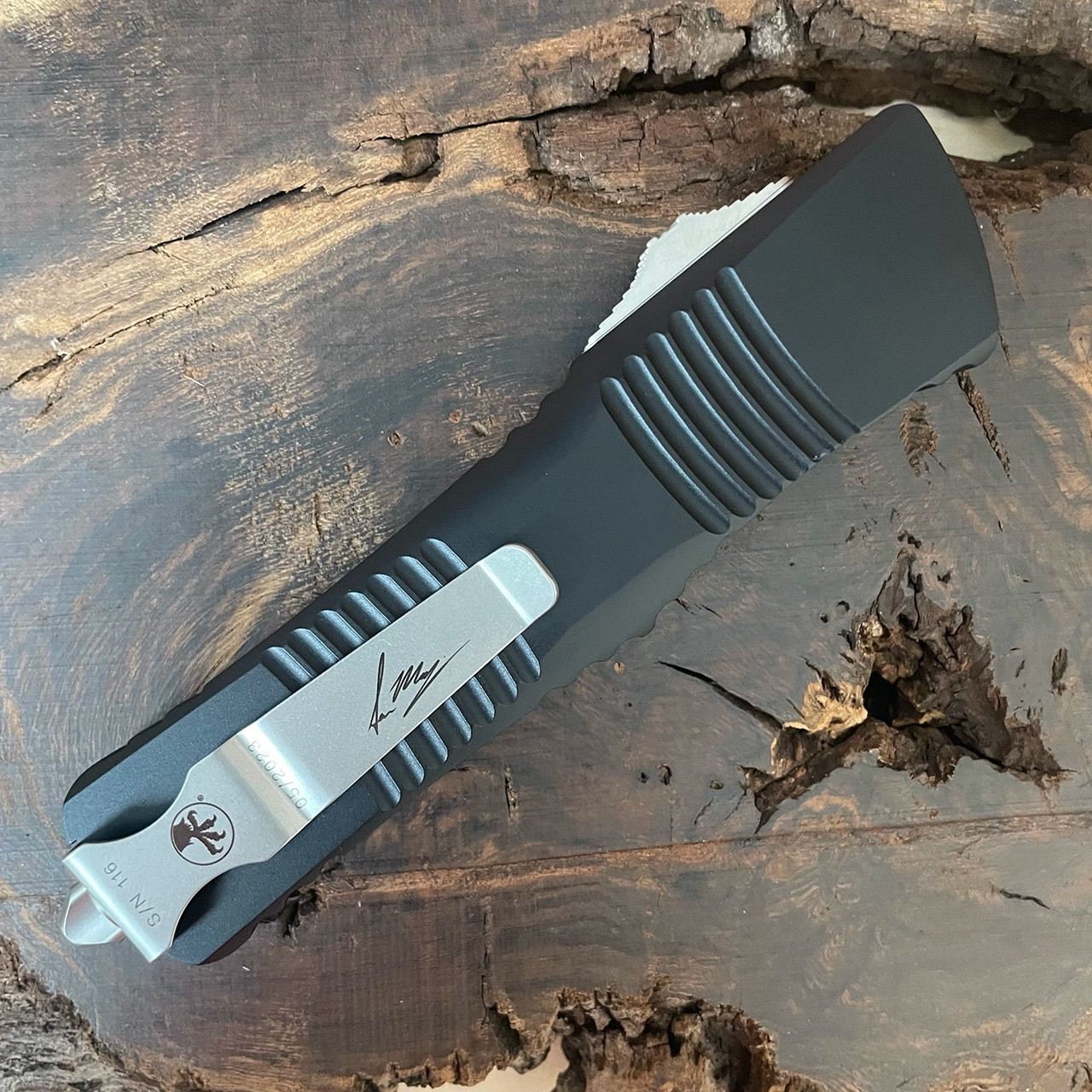 Microtech Combat Troodon Warhound Black Stonewash Standard Signature ...