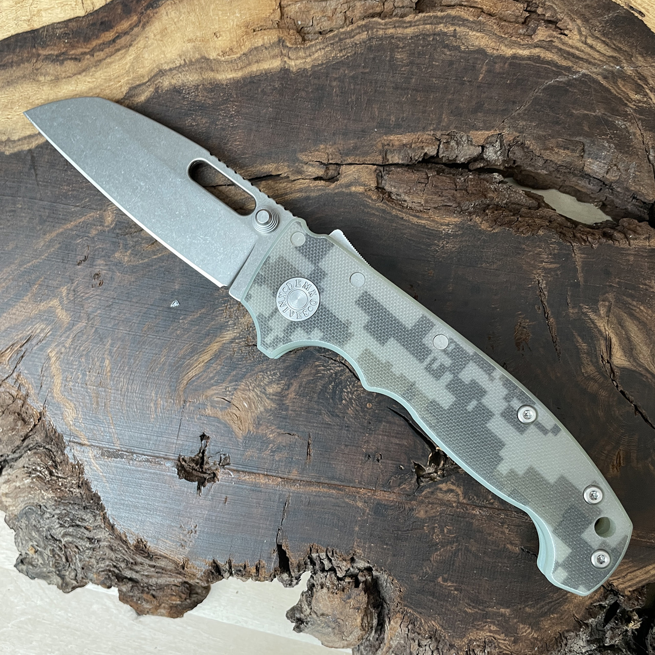 Demko MG AD20S Shark Lock Digi Camo G10 Handle Stonewash Shark Foot ELMAX Blade | American Edge ...
