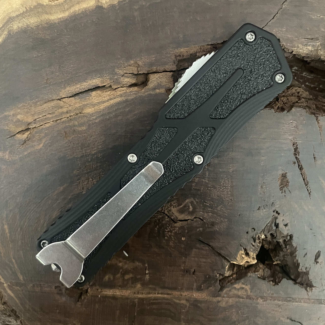 Heretic Knives Colossus Recurve Black Handle Stonewash Blade H042-2A | American Edge Knives