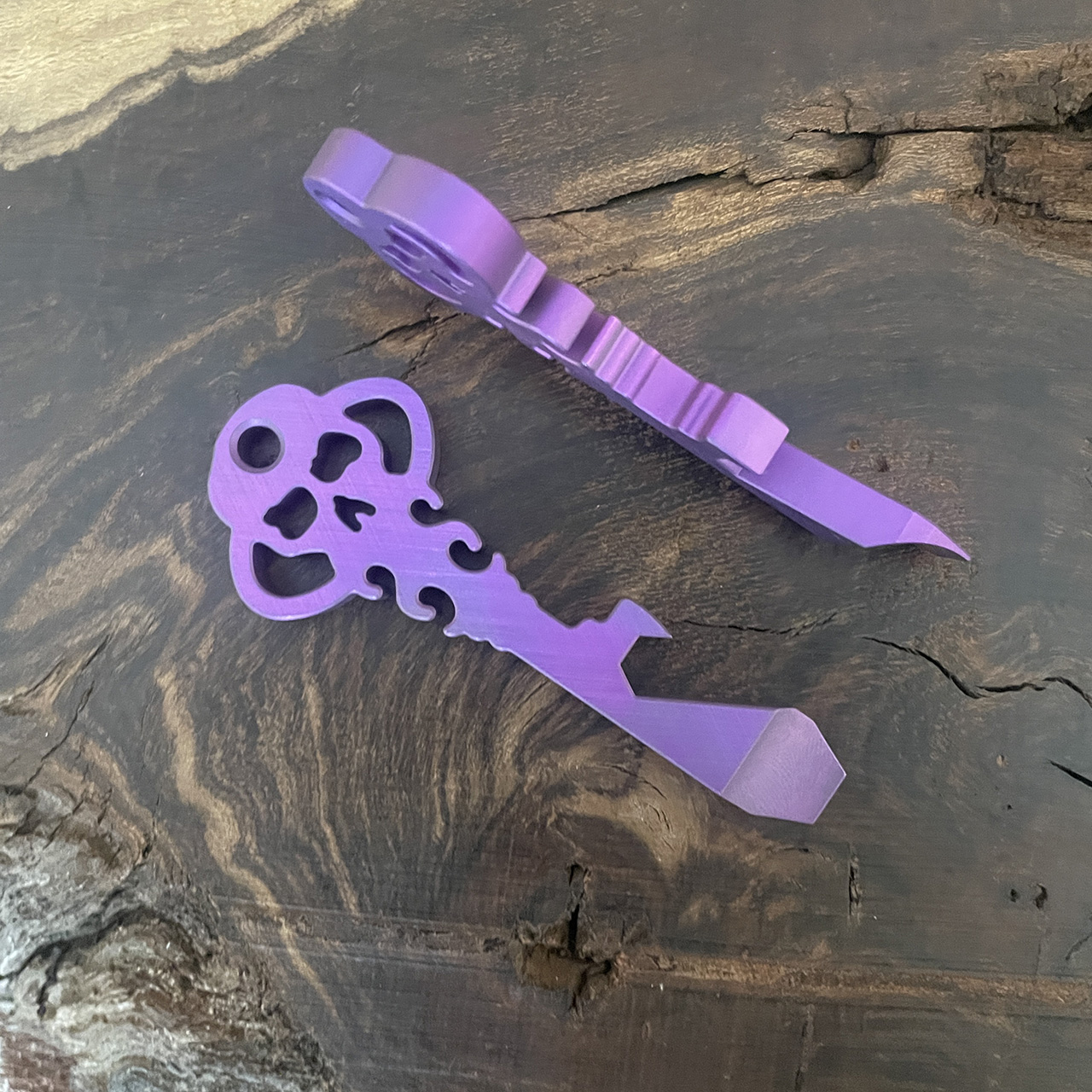 Chaves Ultramar Key Pry Bar Crosshatch Titanium High Voltage Purple Ano ...