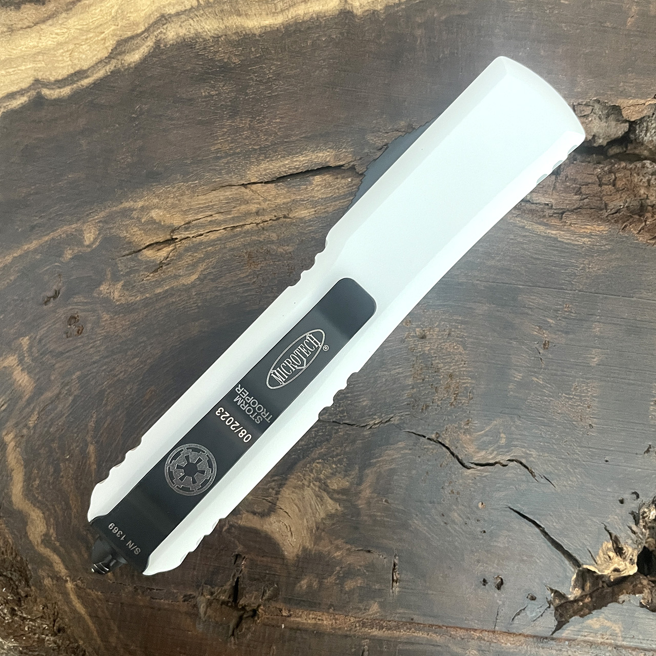 Microtech Ultratech D/E Storm Trooper White Standard Deep Engraved 122 ...