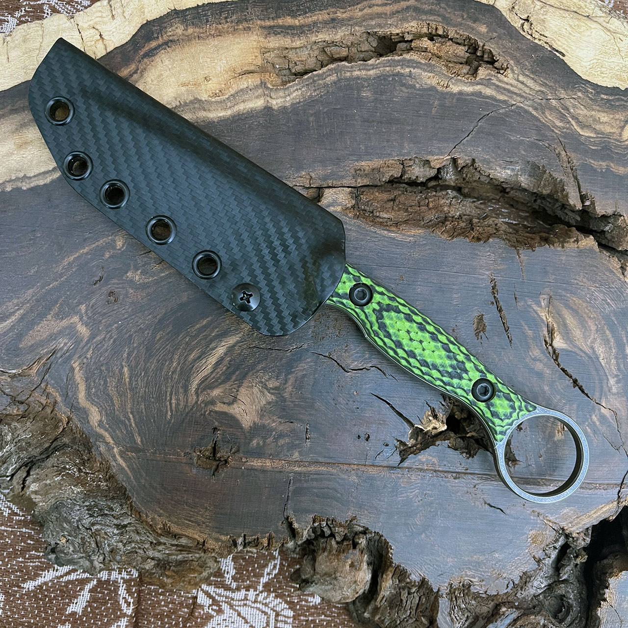 Toor Knives Serpent Fixed Blade Tanto Phosphor Green Handle Dark ...