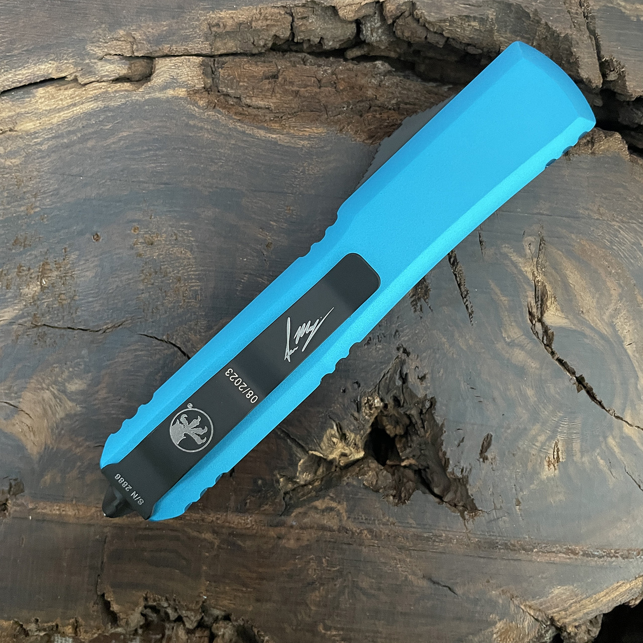 Microtech Ultratech Warhound Turquoise Handle Black Standard Blade ...