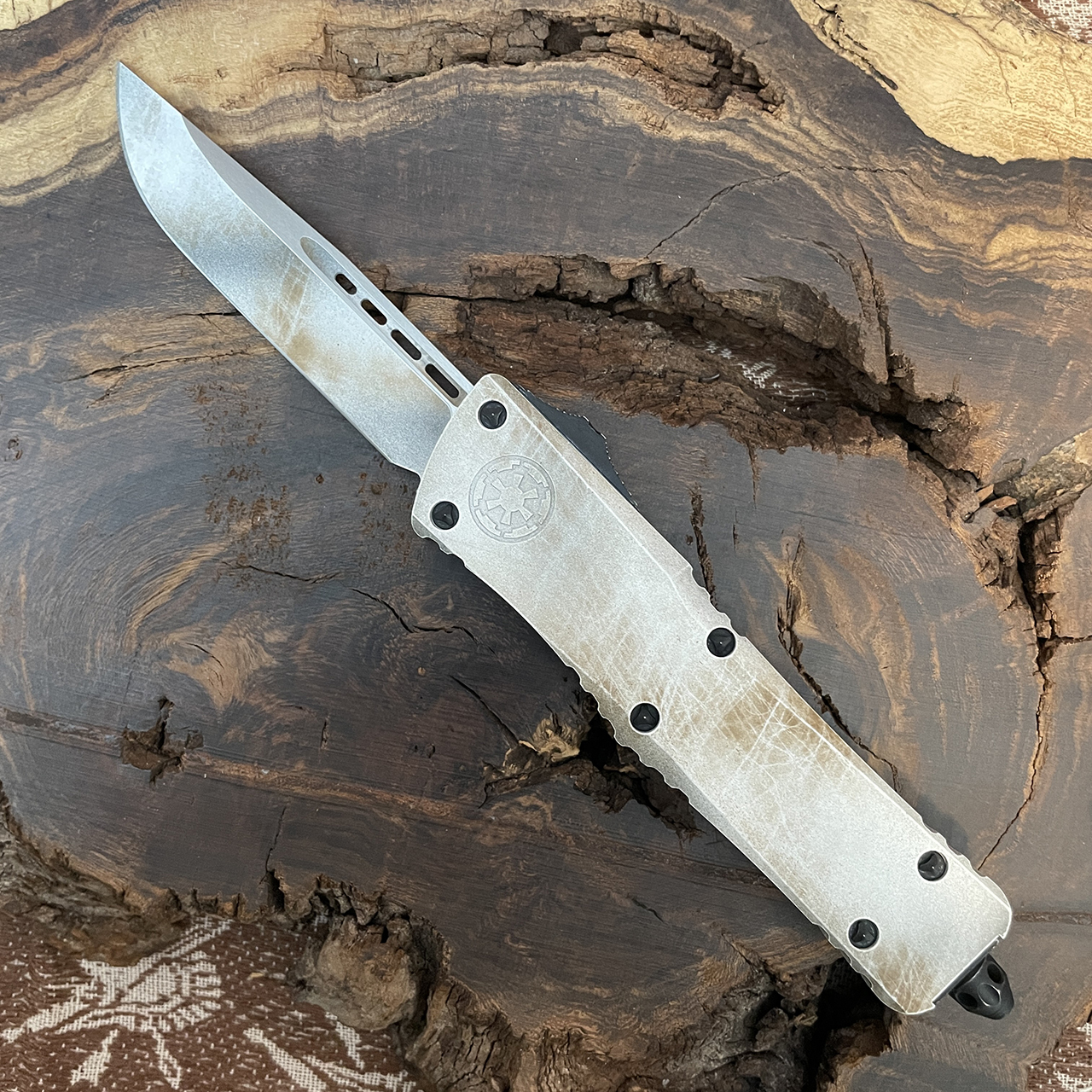Microtech Combat Troodon S/E Sandtrooper Deep Engraved Smooth Chassis ...