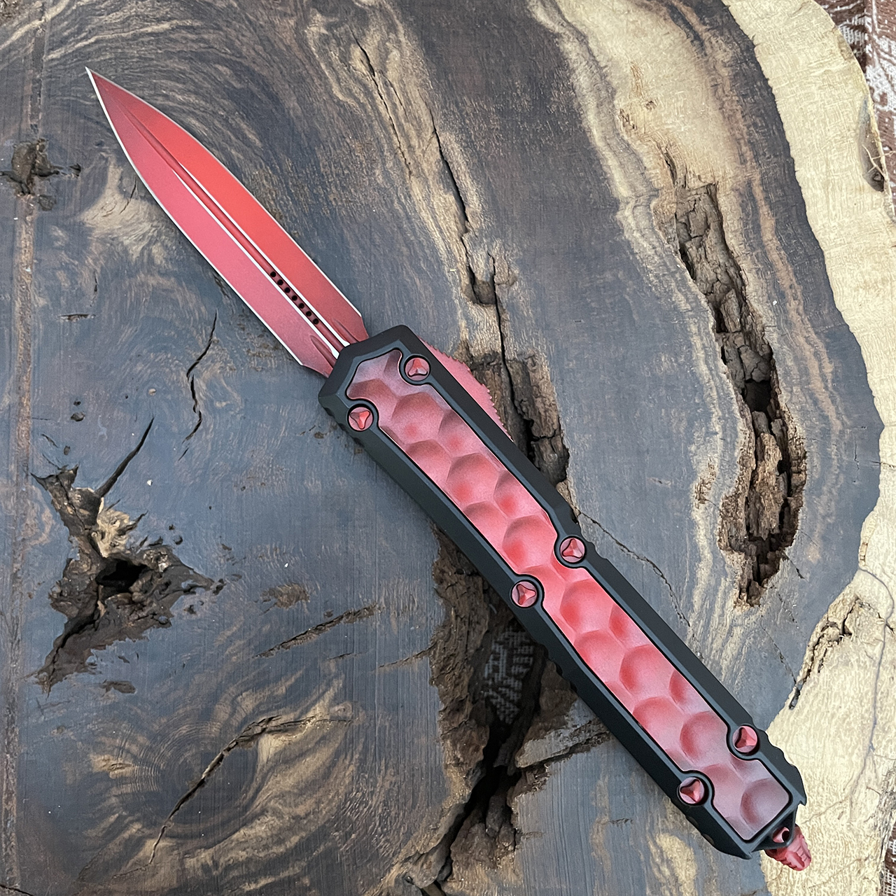Microtech Makora D/E Weathered Red Bubble Inlay Weathered Red Standard ...