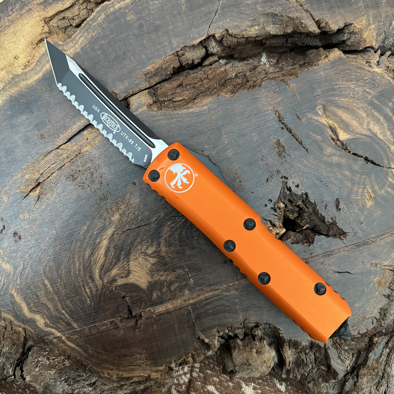 Microtech UTX-85 T/E Orange Handle Black Full Serrated Blade 233-3OR ...